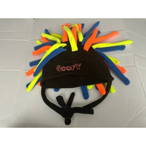 Disney | Accessories | Disneyland Resort Goofy Dreadlocks Dreads Fleece ...